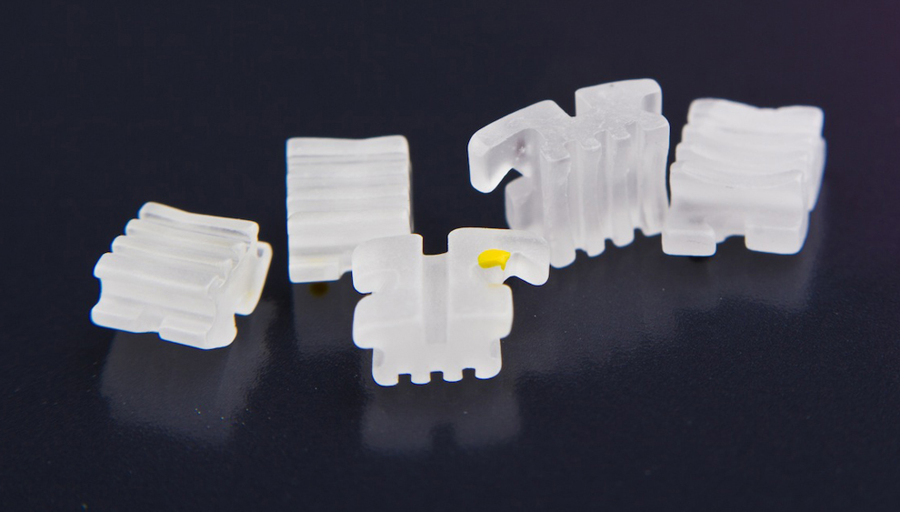 Groove Base Ceramic Bracket, 5-5 /20 Pcs per Case (Unit)